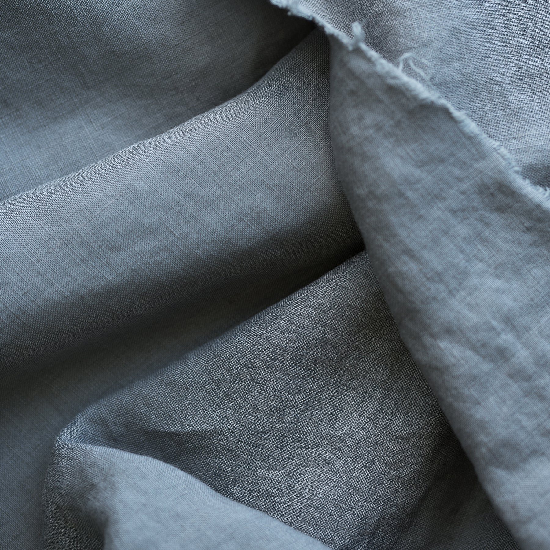 Charcoal Grey Linen Fabric -Extra Wide | Wider Width Linen – de Linum